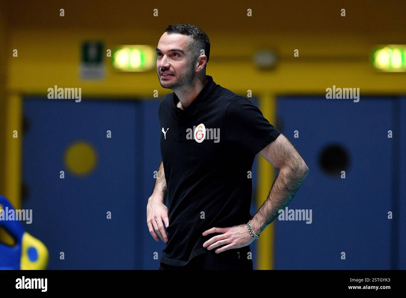 Alberto Bigarelli head coach of Galatasaray during the match between ...