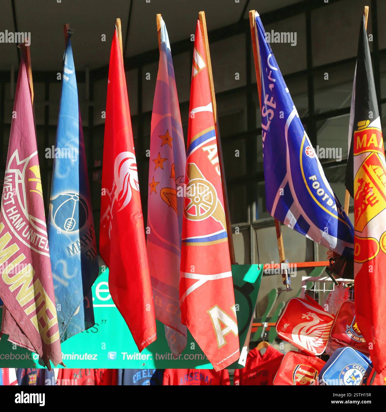 Chelsea flags hi-res stock photography and images - Alamy