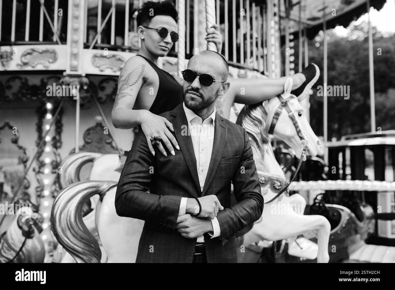 Fun man woman on summer Black and White Stock Photos & Images - Alamy