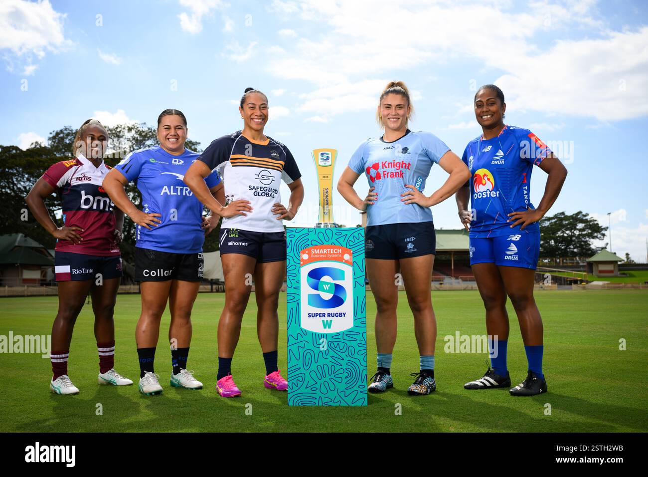 (L-R) Ivania Wong of the Queensland Reds, Hera-Barb Malcolm Heke of the ...