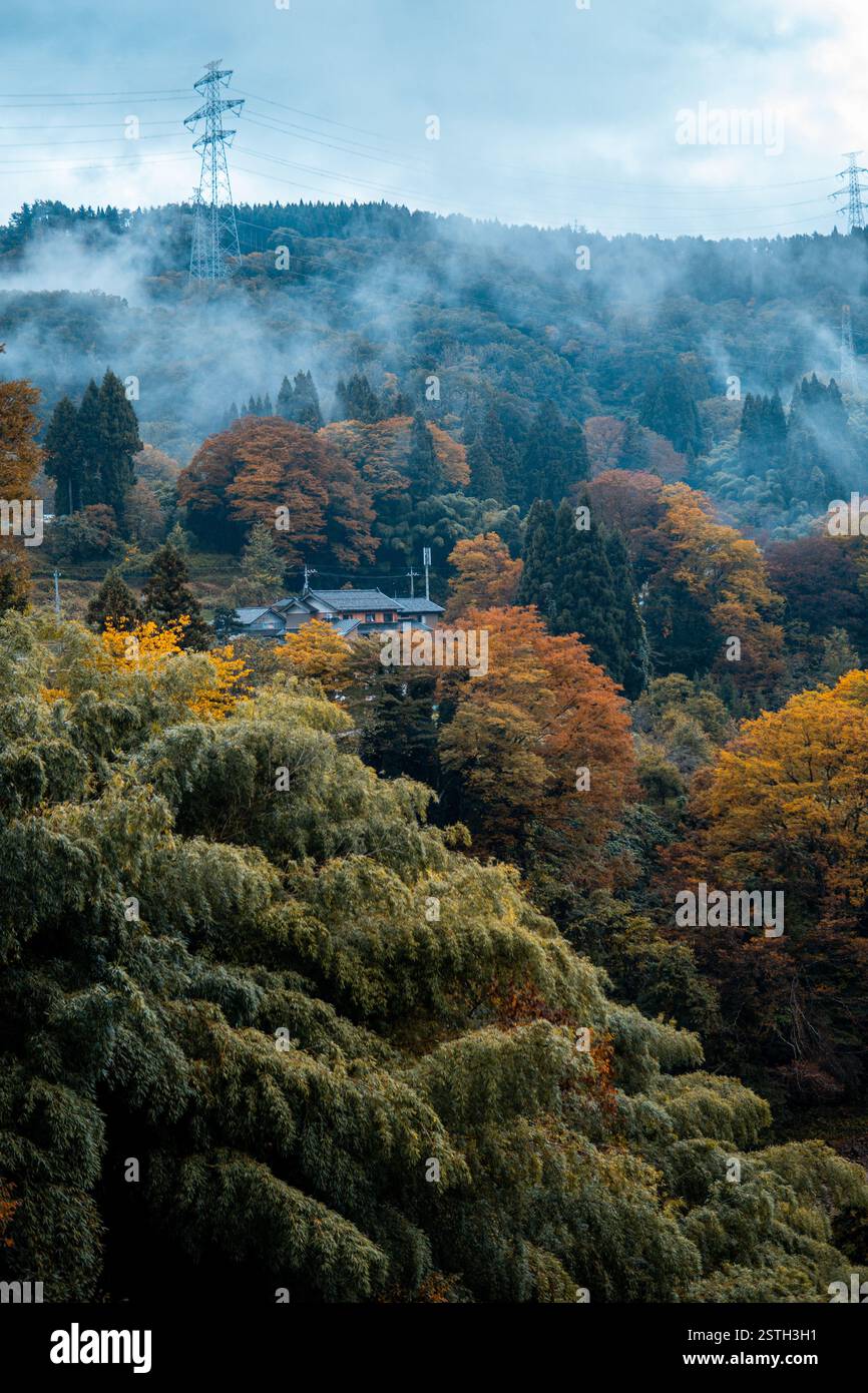 Small water fall reflecting hi-res stock photography and images - Alamy