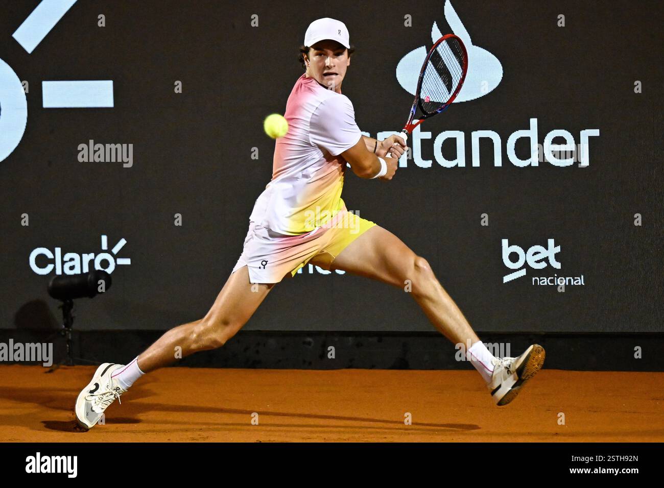 Rio De Janeiro, Brazil. 18th Feb, 2025. Joao FONSECA (BRA) vs Alexandre ...