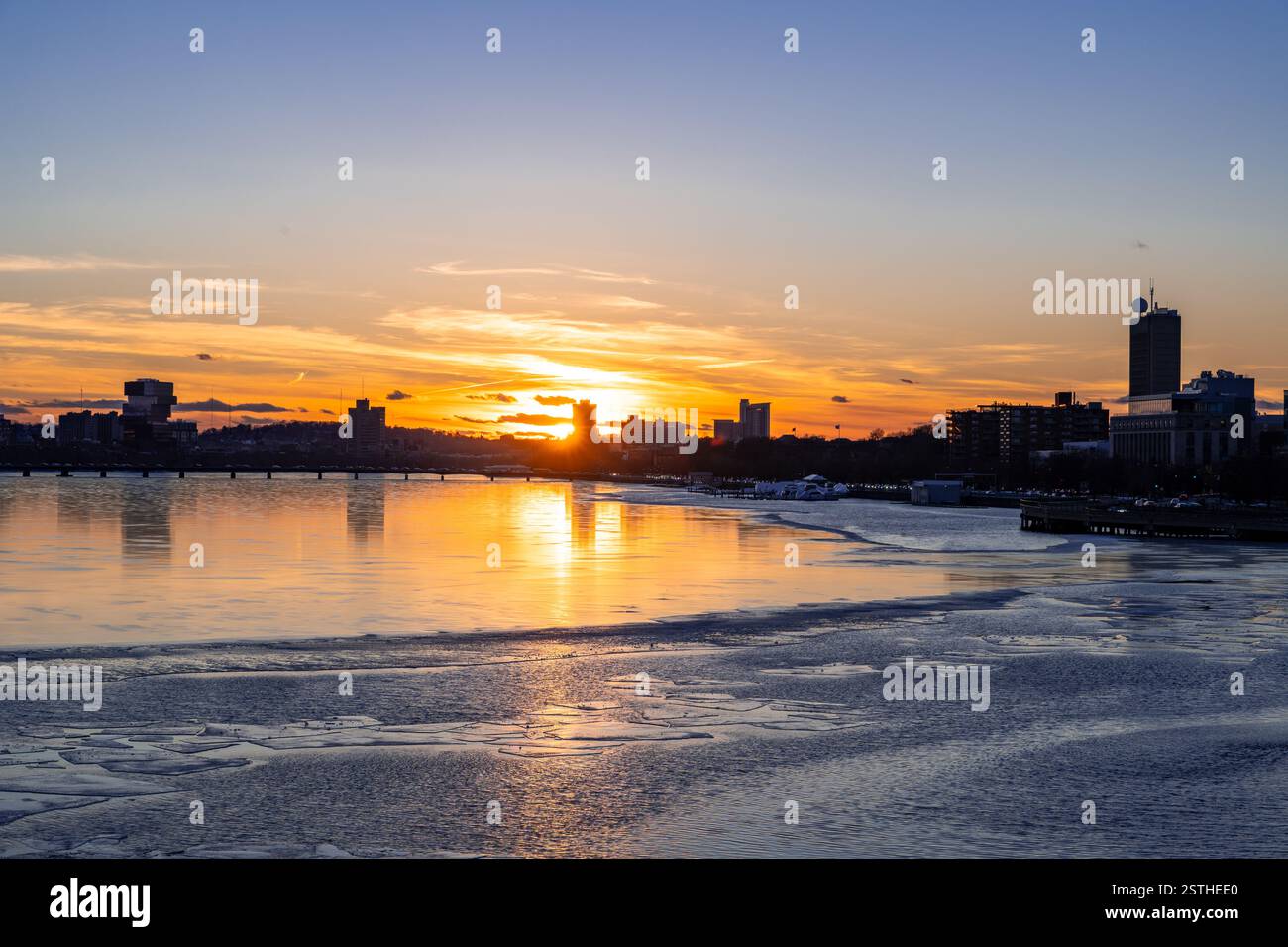 Timelapse evening traffic silhouette buildings hi-res stock photography ...