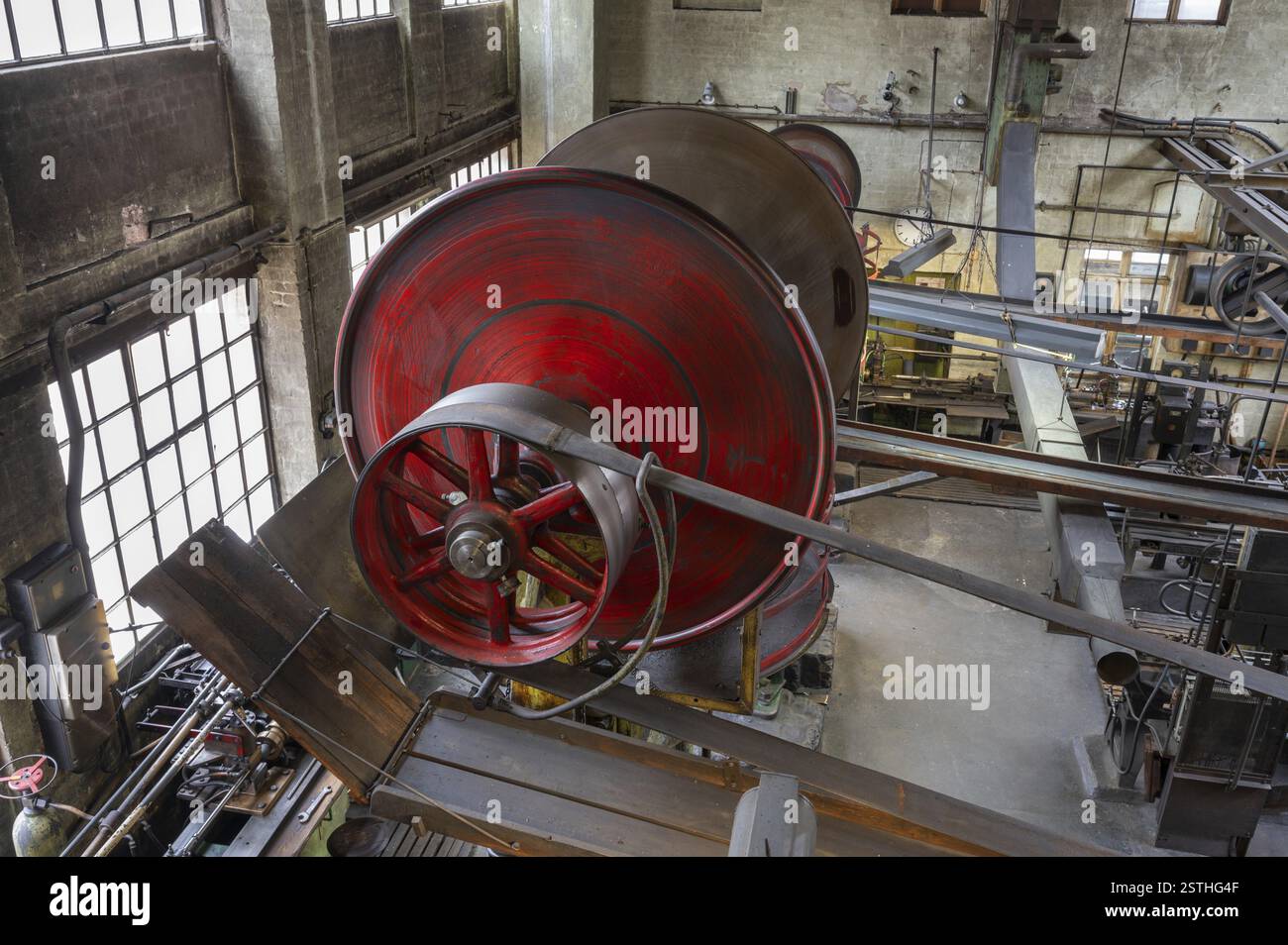 Transmission drive in a drop forge, formerly Dietz & Pfriem valve ...