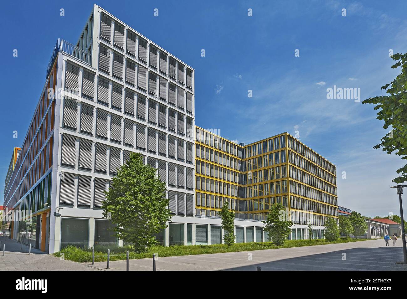 Modern architecture, KPMG building on the Schwantaler Hoehe, Munich ...