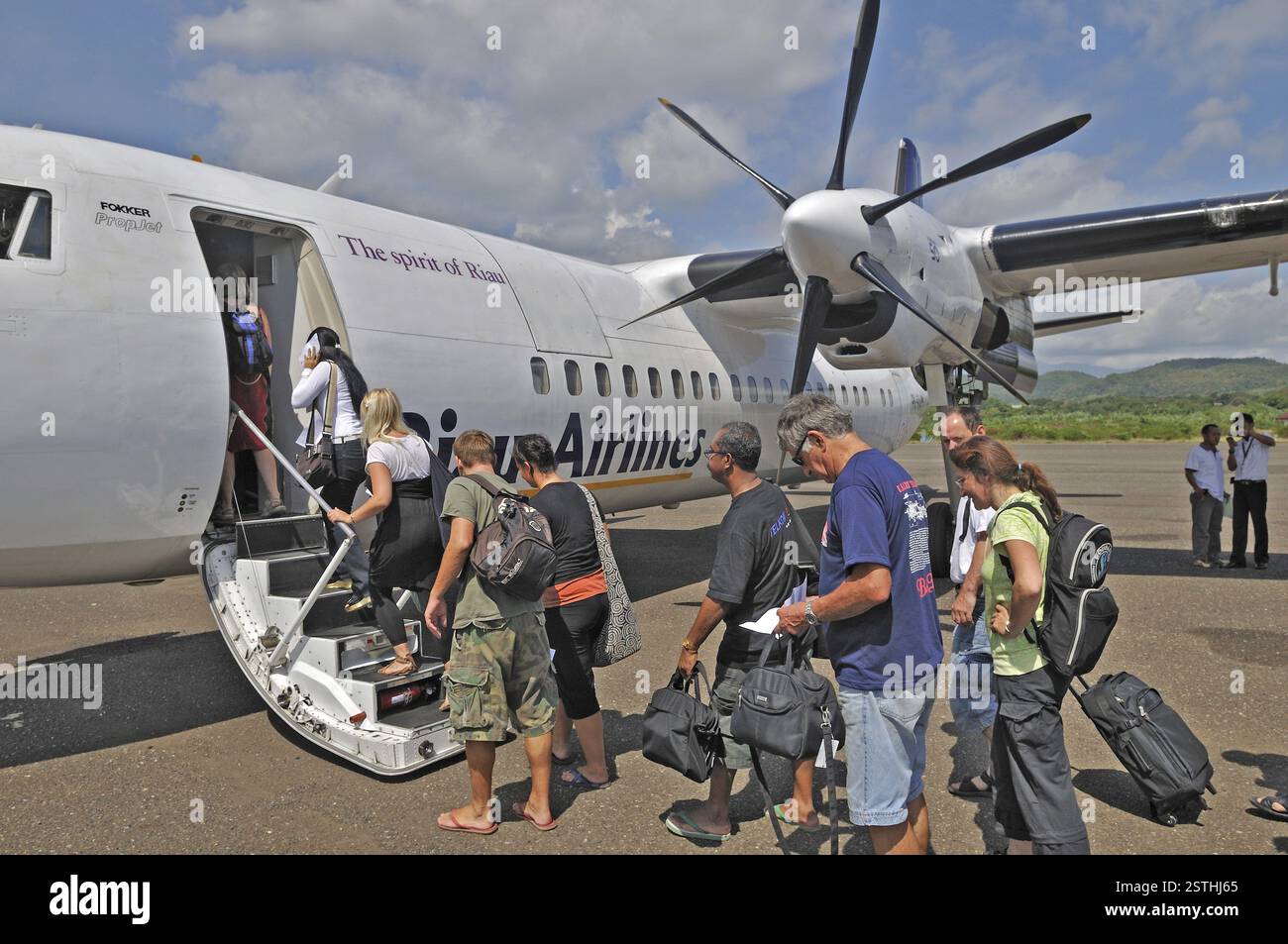 Propeller aircraft, prop jet Fokker 50, former Riau Airlines ...