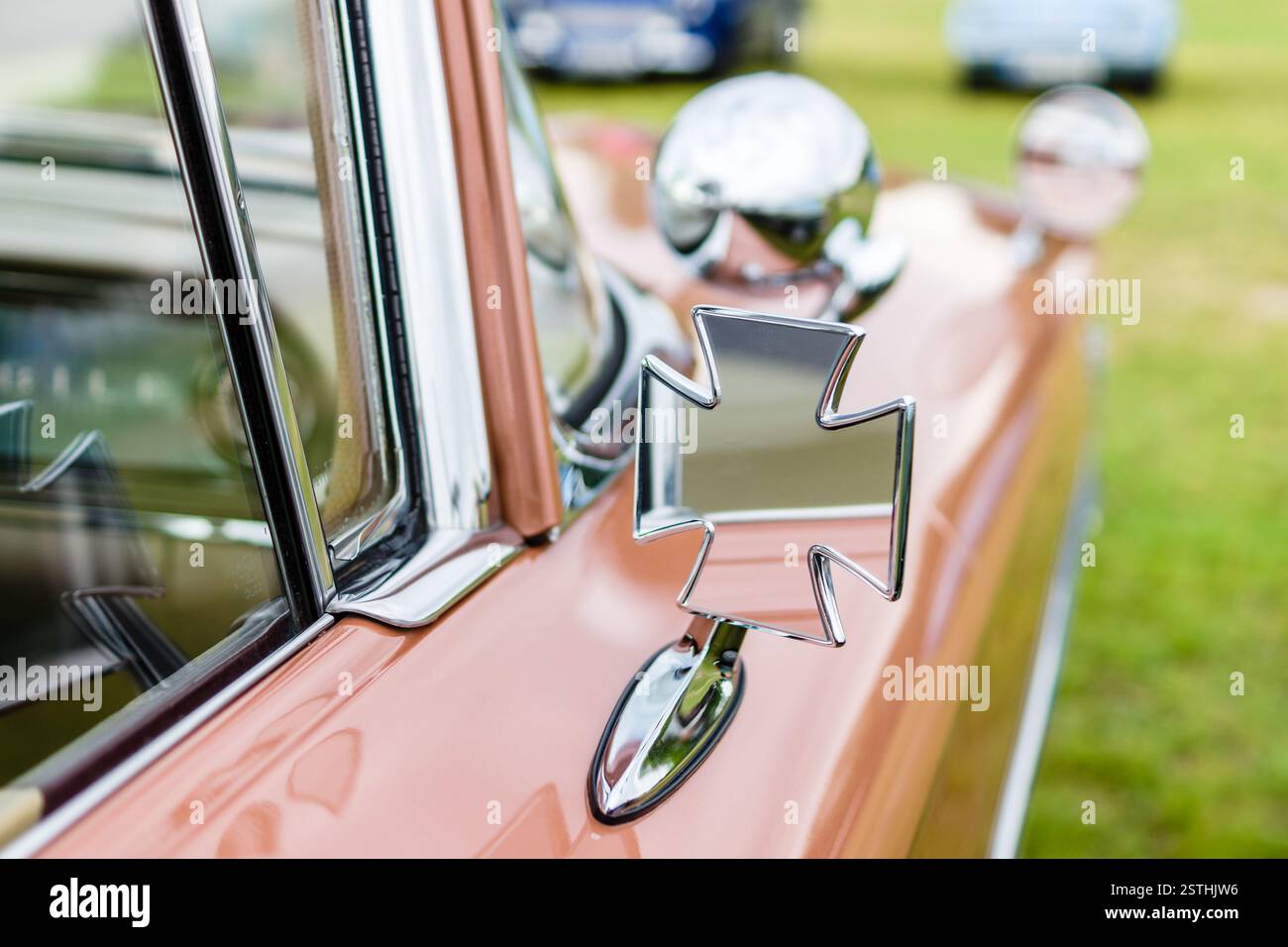 Classic car fragment hi-res stock photography and images - Alamy