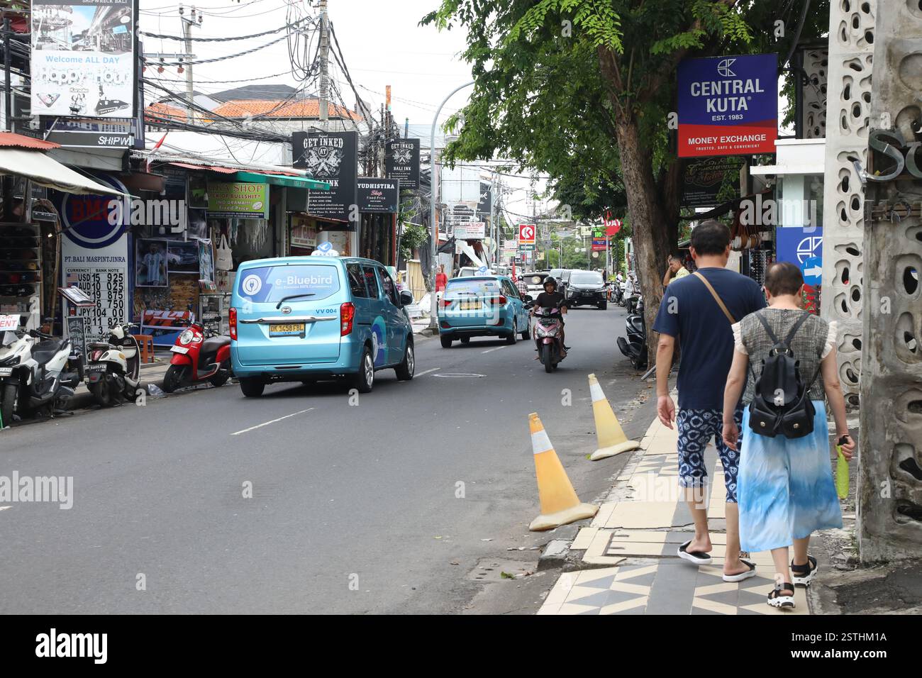 Jalan Kartika Plaza, Kuta, Bali Stock Photo - Alamy