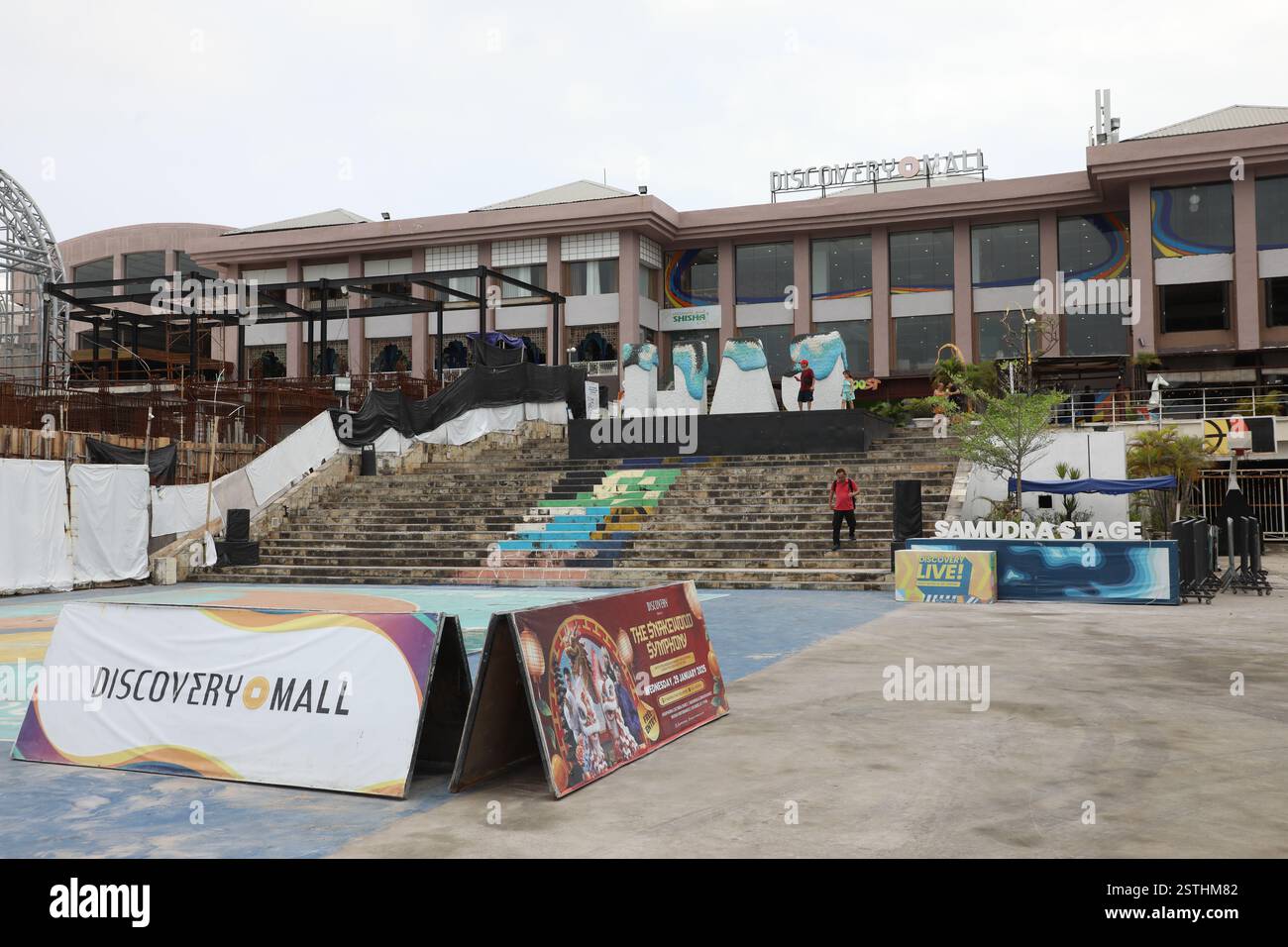 Discovery Mall in Kuta, Bali Stock Photo - Alamy