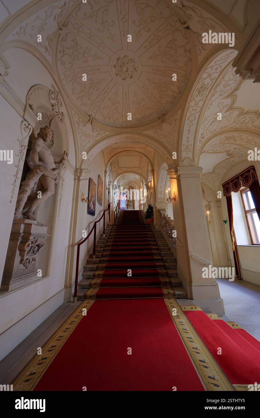 Palais Daun-Kinsky, Early 18th-century stucco palace adorned with ...