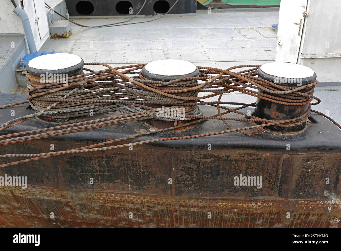 Steel wire rope cables at barge ship hi-res stock photography and ...