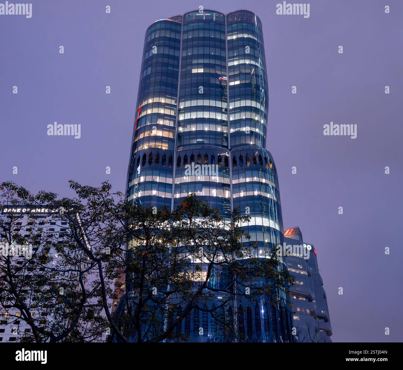 Central Financial district's new landmark building, The Henderson, Hong ...