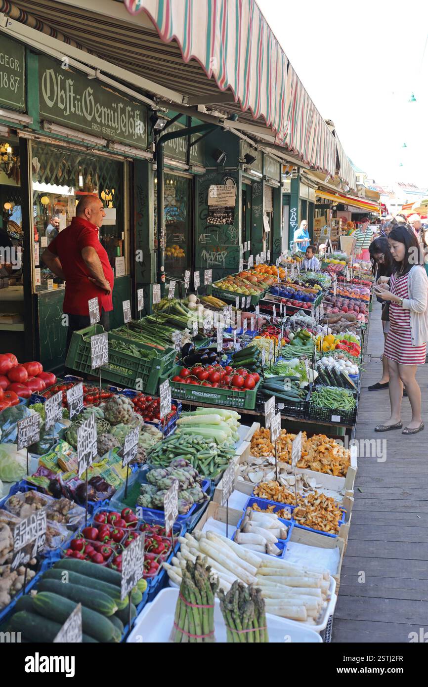 Tourists shopping at naschmarkt farmers market in vienna hi-res stock ...