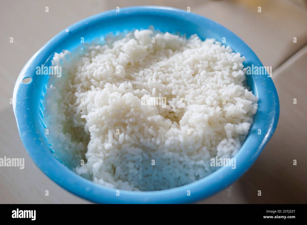warm white rice in a container Stock Photo - Alamy