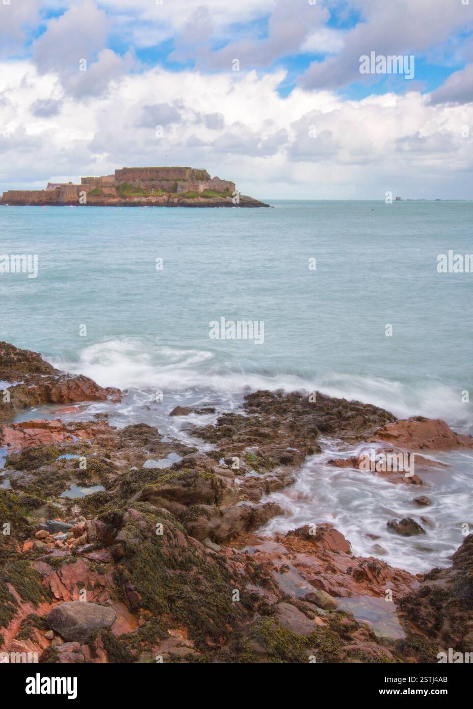 Saint peter port in guernsey hi-res stock photography and images - Alamy