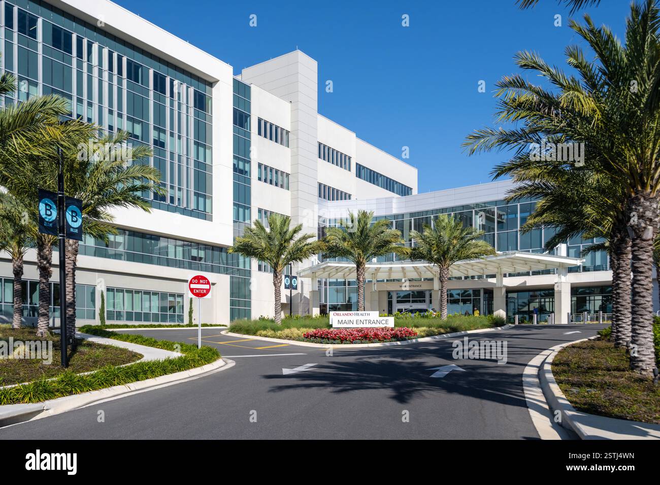 South lake hospital entrance hi-res stock photography and images - Alamy