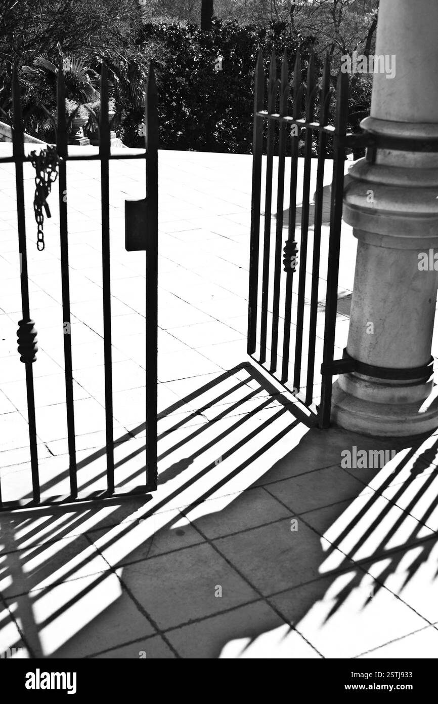 Depth spain Black and White Stock Photos & Images - Alamy