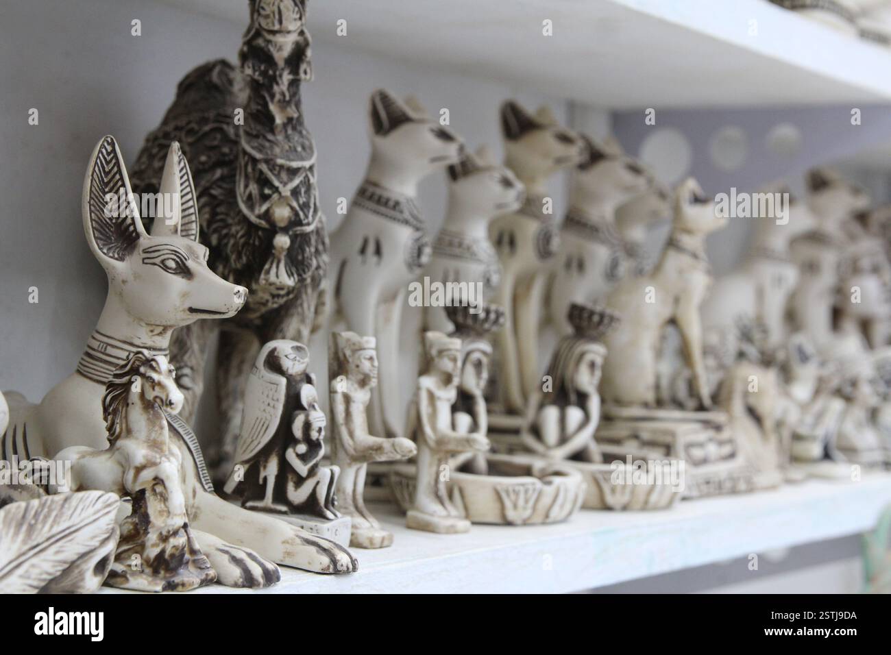 Egyptian alabaster sculptures and statues as souvenirs in Luxor, Egypt ...