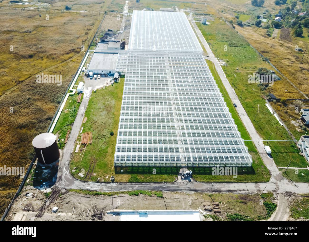 Greenhouses field flying over hi-res stock photography and images - Alamy