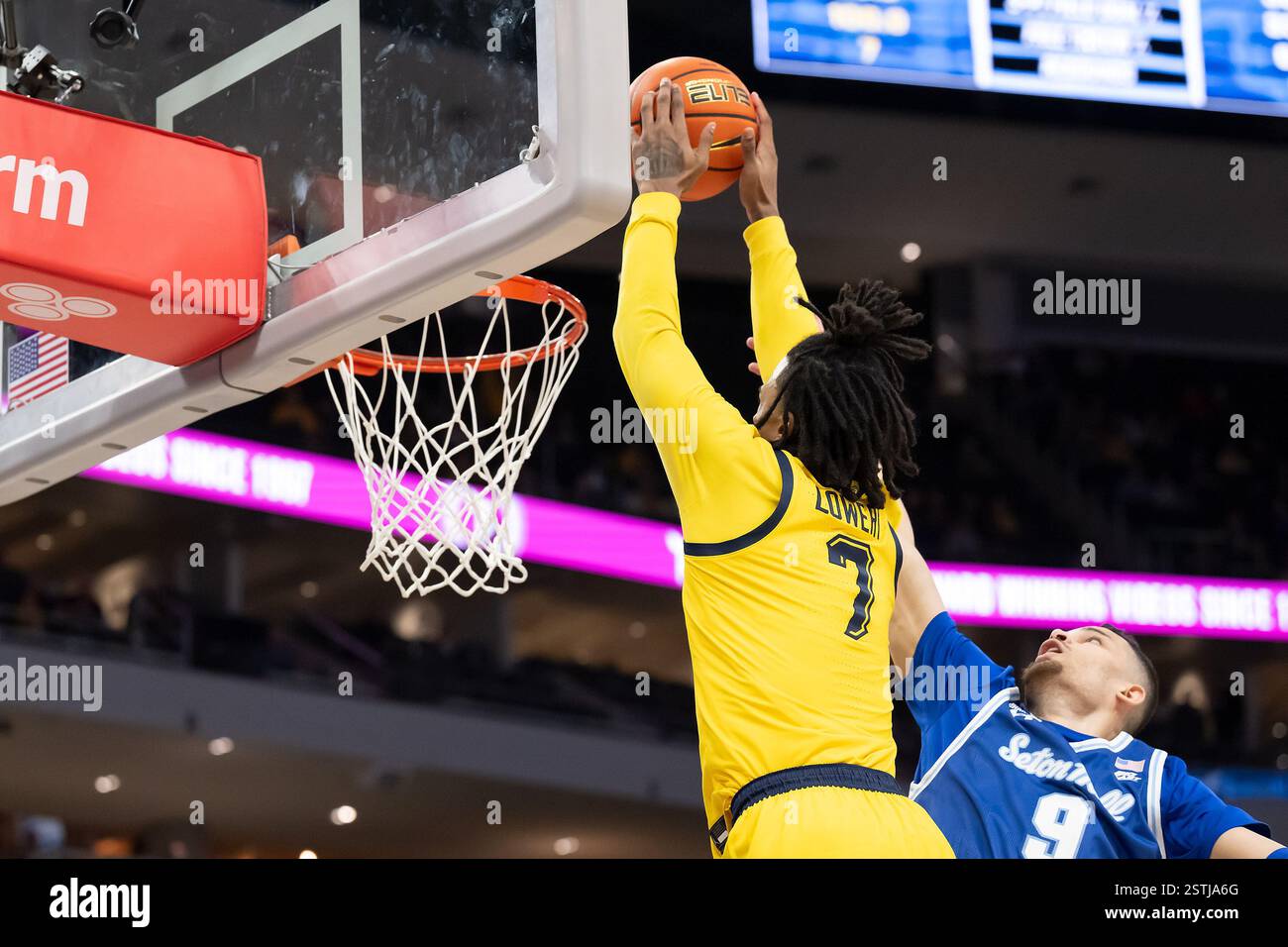 Milwaukee, WI, USA. 18th Feb, 2025. Marquette Golden Eagles guard Zaide ...