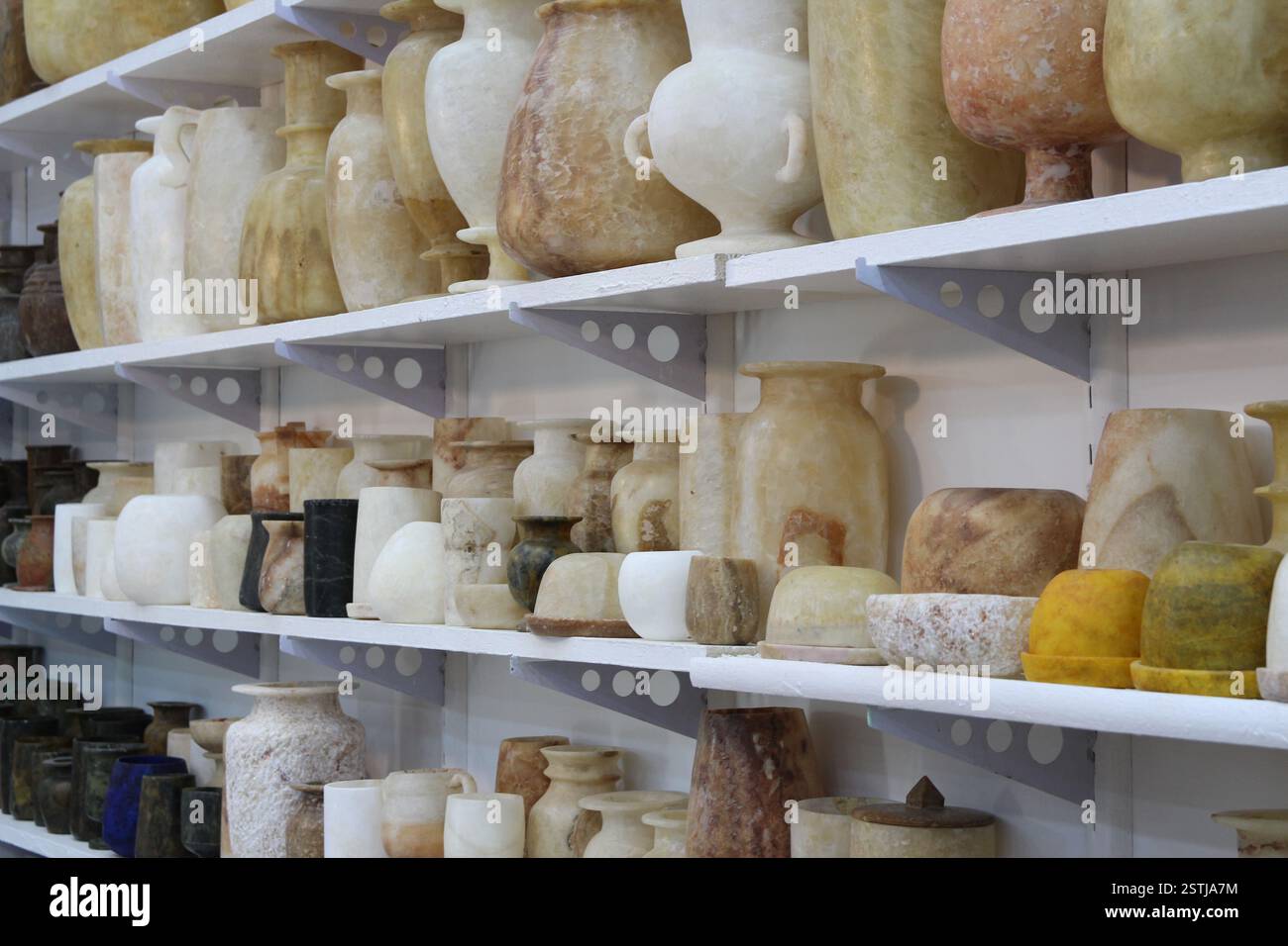 Egyptian alabaster vases and pots as souvenirs in Luxor, Egypt Stock ...