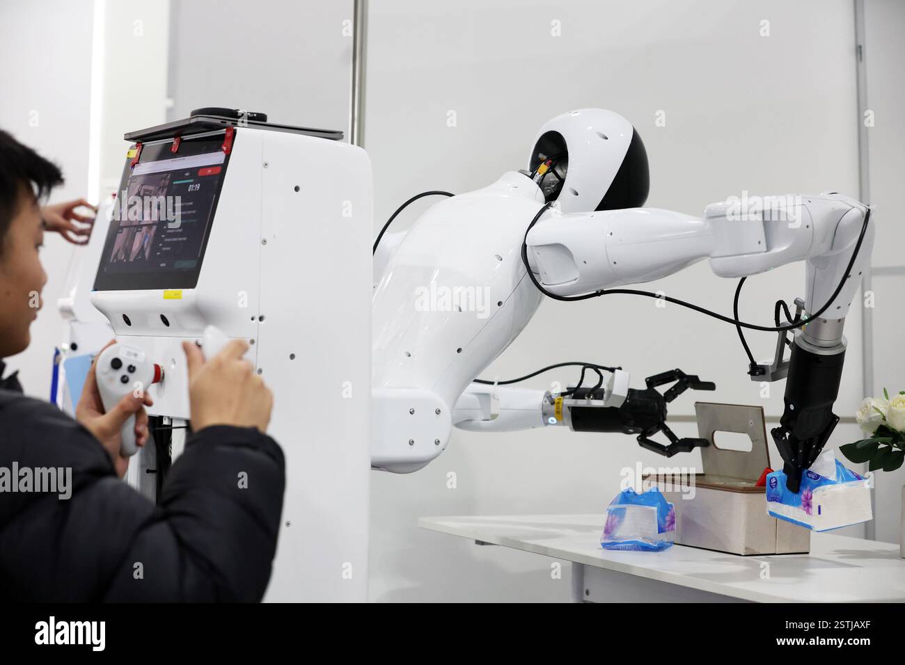 Shanghais first humanoid robot mass production factory hi-res stock ...