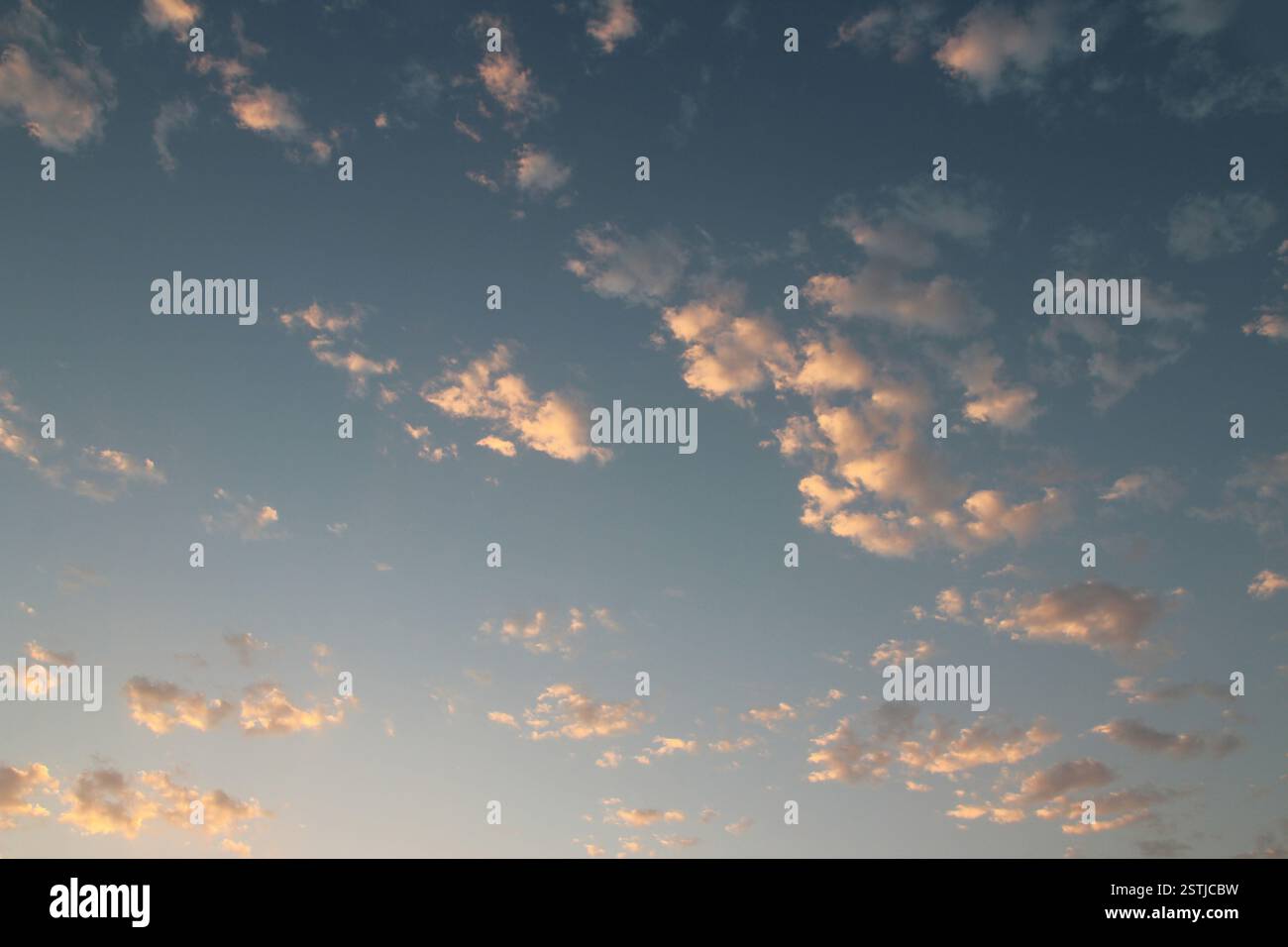 Blue dramatic scenery hi-res stock photography and images - Alamy