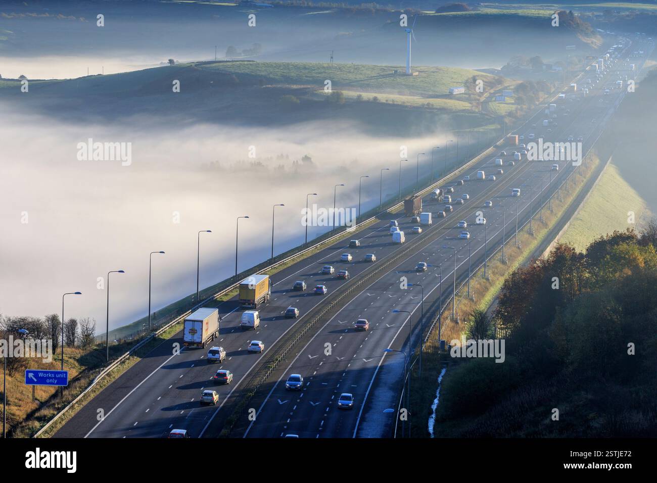 Fog on M62 motorway Stock Photo - Alamy
