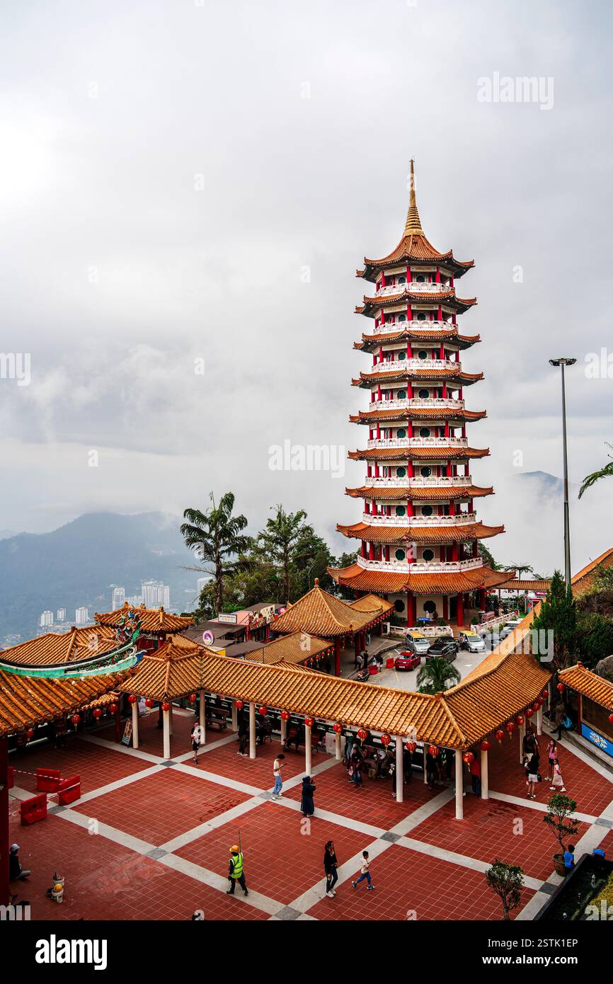 Chin Swee Caves Temple, Genting Highlands, Malaysia Stock Photo - Alamy