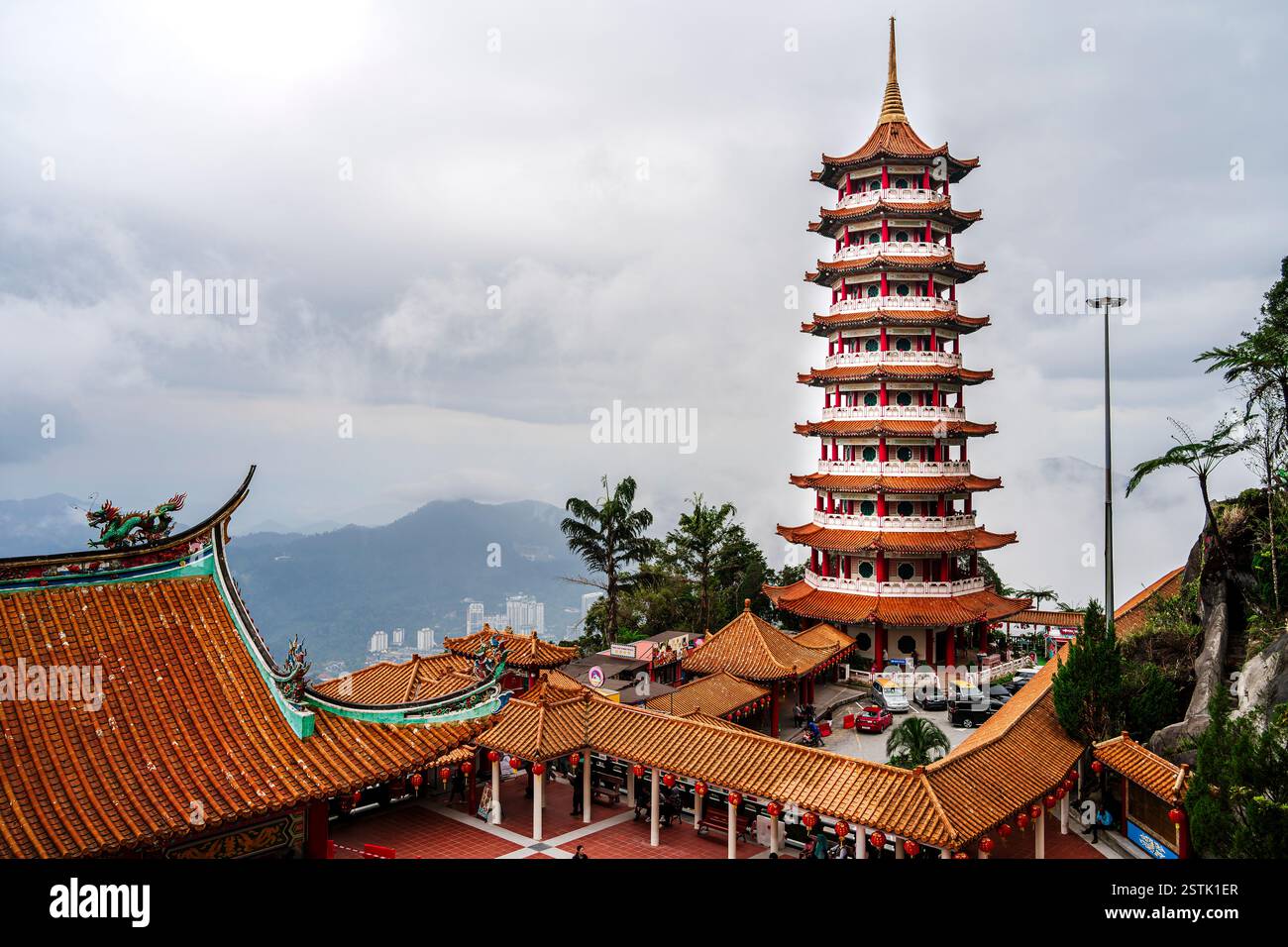 Chin Swee Caves Temple, Genting Highlands, Malaysia Stock Photo - Alamy