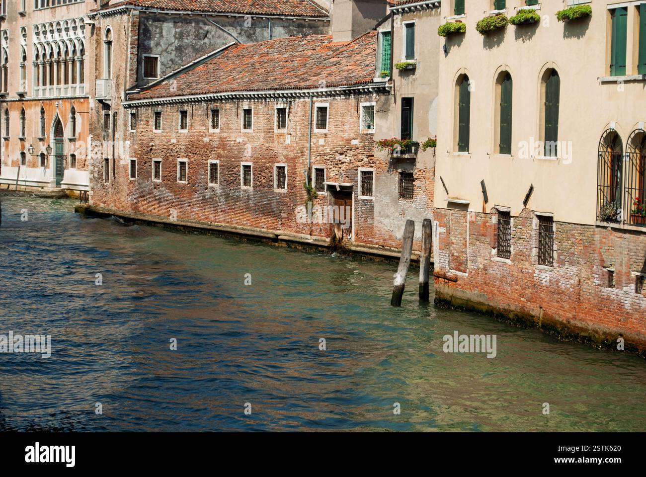 palaces and beautiful houses along the canals of Ancient Venice Stock ...