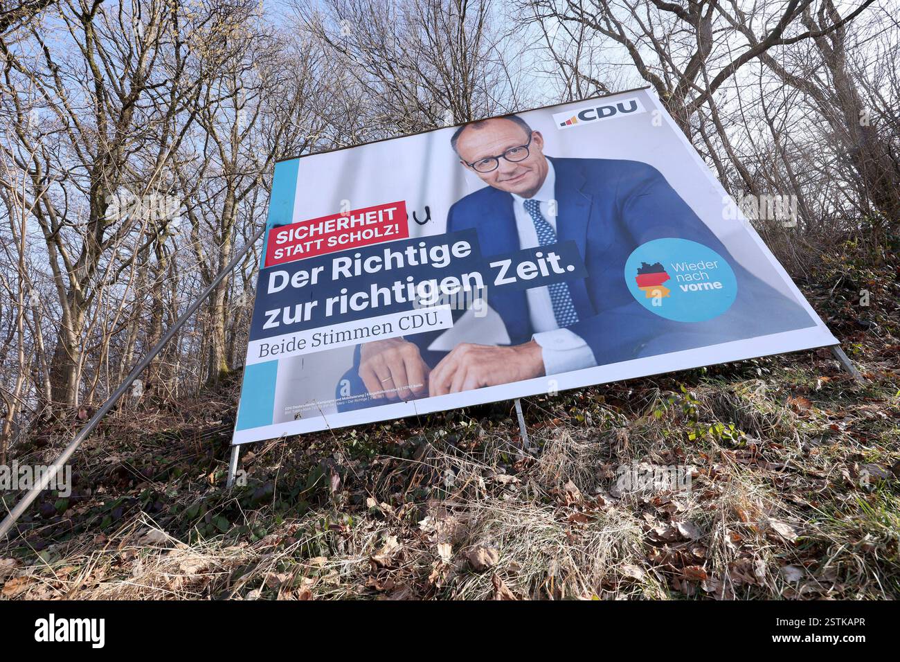 Ein Wahlplakat zur Bundestagswahl von der CDU mit Kanzlerkandidat ...