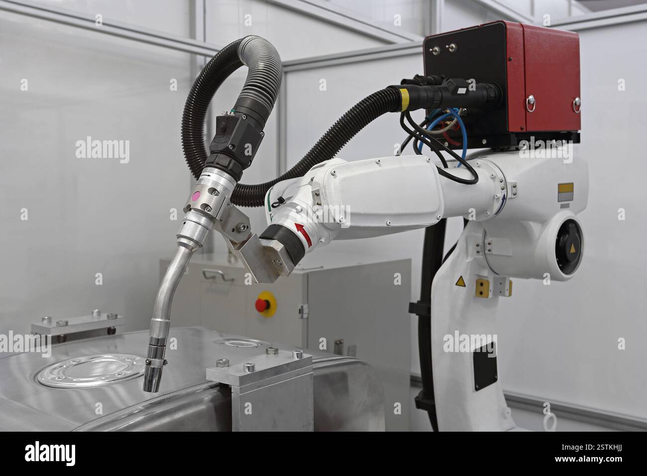 Robot Arm Welding Stock Photo - Alamy