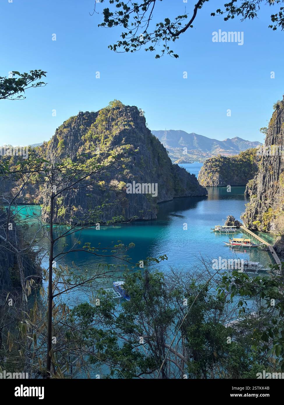 Explore stunning rock formations crystal hi-res stock photography and ...