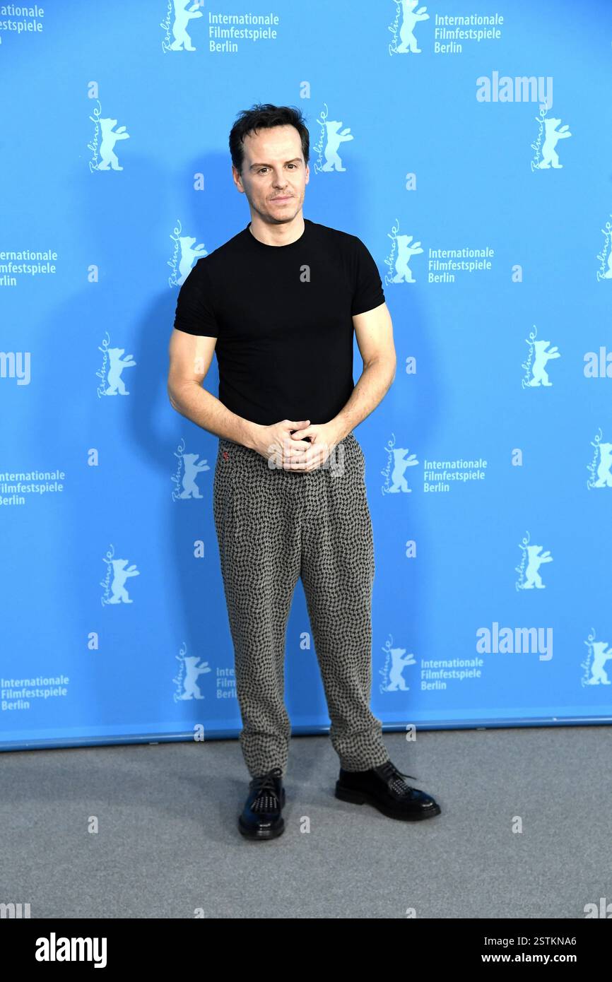 Andrew Scott beim Blue Moon Photocall / 180225 Blue Moon during the ...