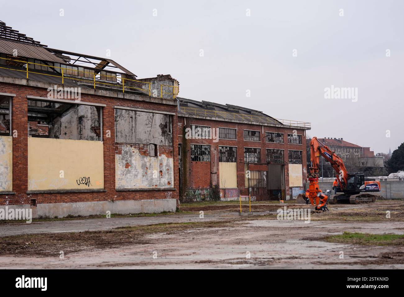 Torino, Italia. 19th Feb, 2025. Iniziati i lavori per l'ntervento di ...