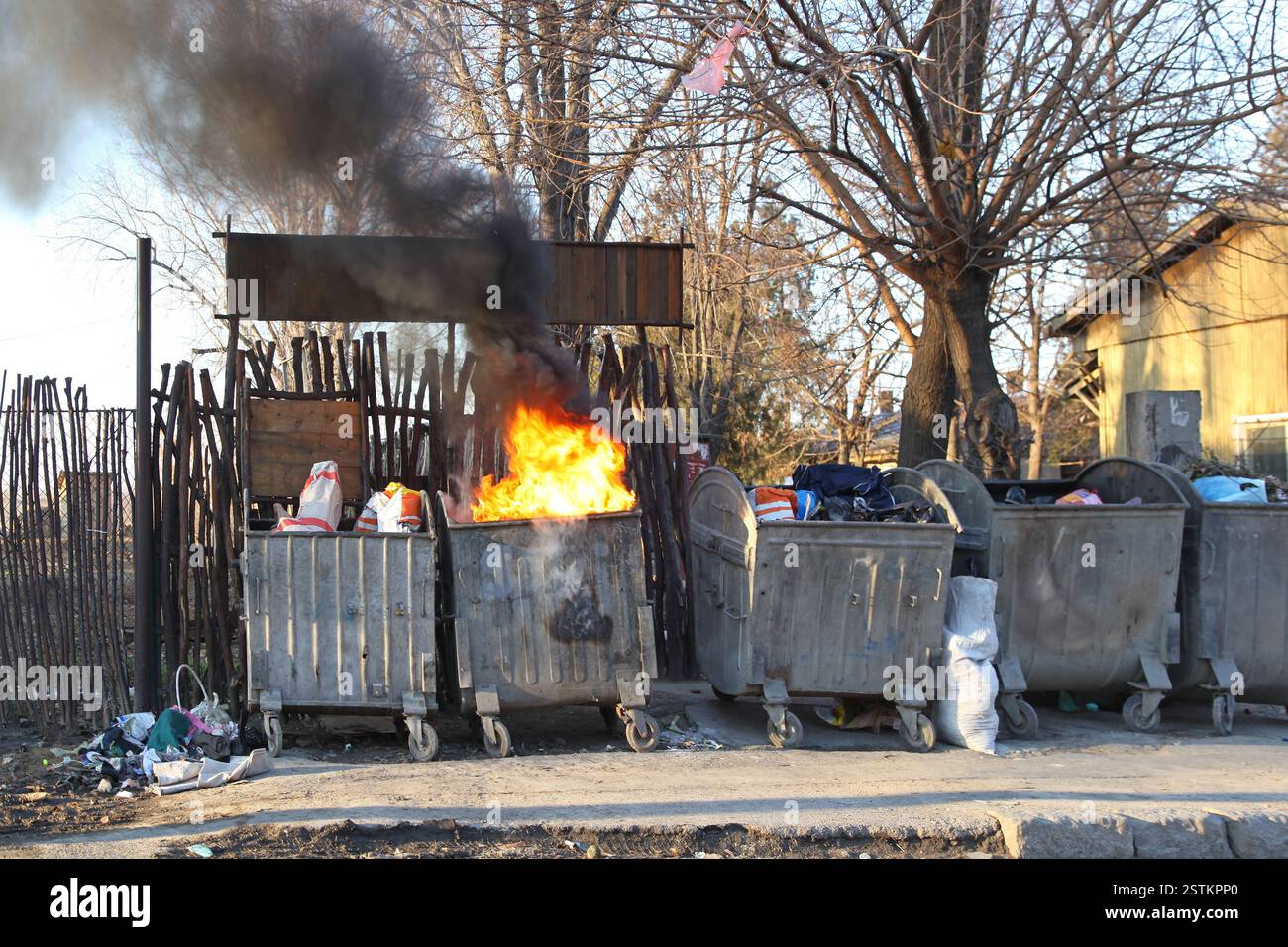 Dumpster fire hi-res stock photography and images - Alamy