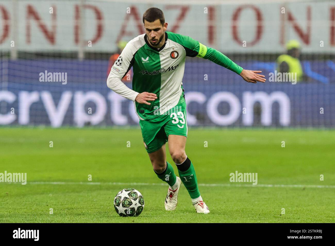 Milan, Italy. 18th Feb, 2025. Dávid Hancko Feyenoord during match Ac ...