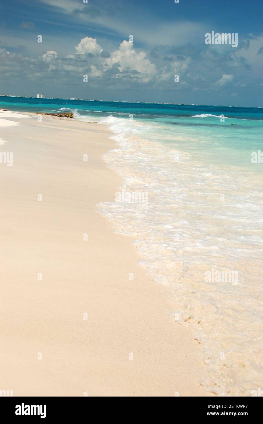 Stunningly beautiful blue beach in Cancun, with white sandy shores ...