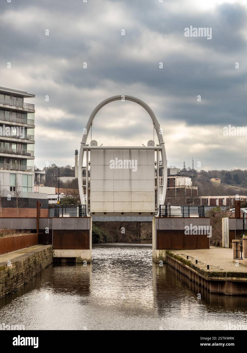 Flood alleviation hi-res stock photography and images - Alamy