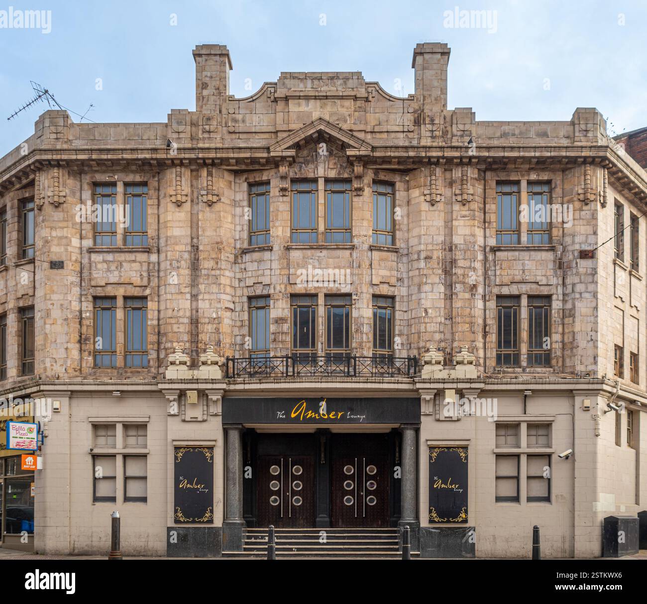 The Empire Theatre, on the corner of High Street. Rotherham. UK Stock ...