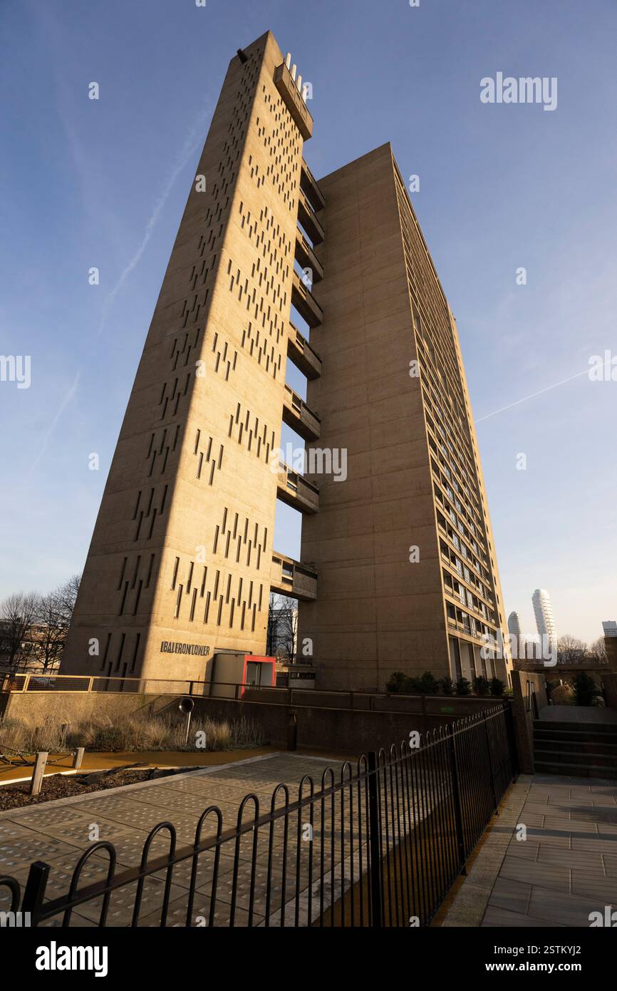 Balfron Tower is a 26-storey residential building in Poplar, Tower ...