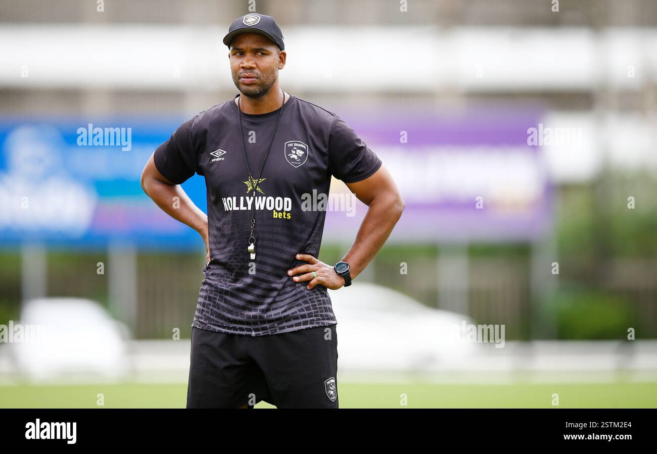 JP Pietersen of the Hollywoodbets Sharks during the Hollywoodbets ...