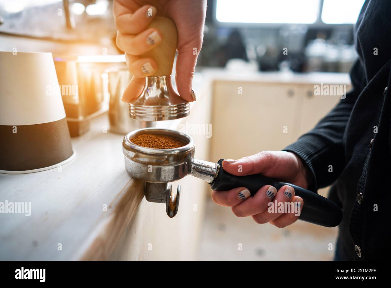 Making ground coffee grinder hi-res stock photography and images - Alamy