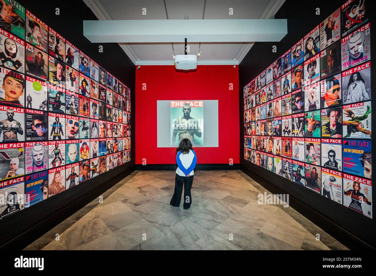 00s portraits hi-res stock photography and images - Alamy