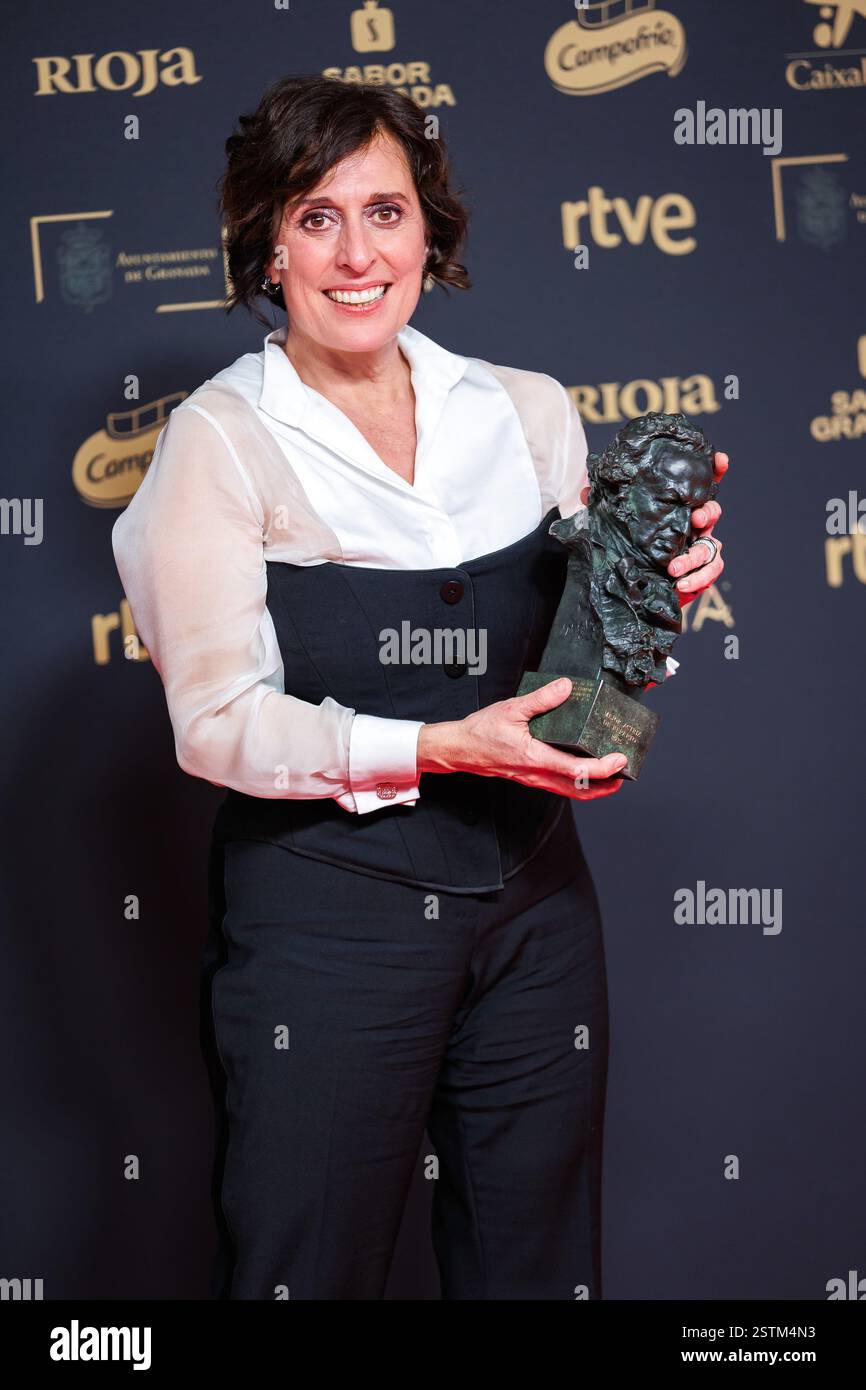 Granada, Spain. 8th February 2025. Clara Segura holds the Goya Award ...