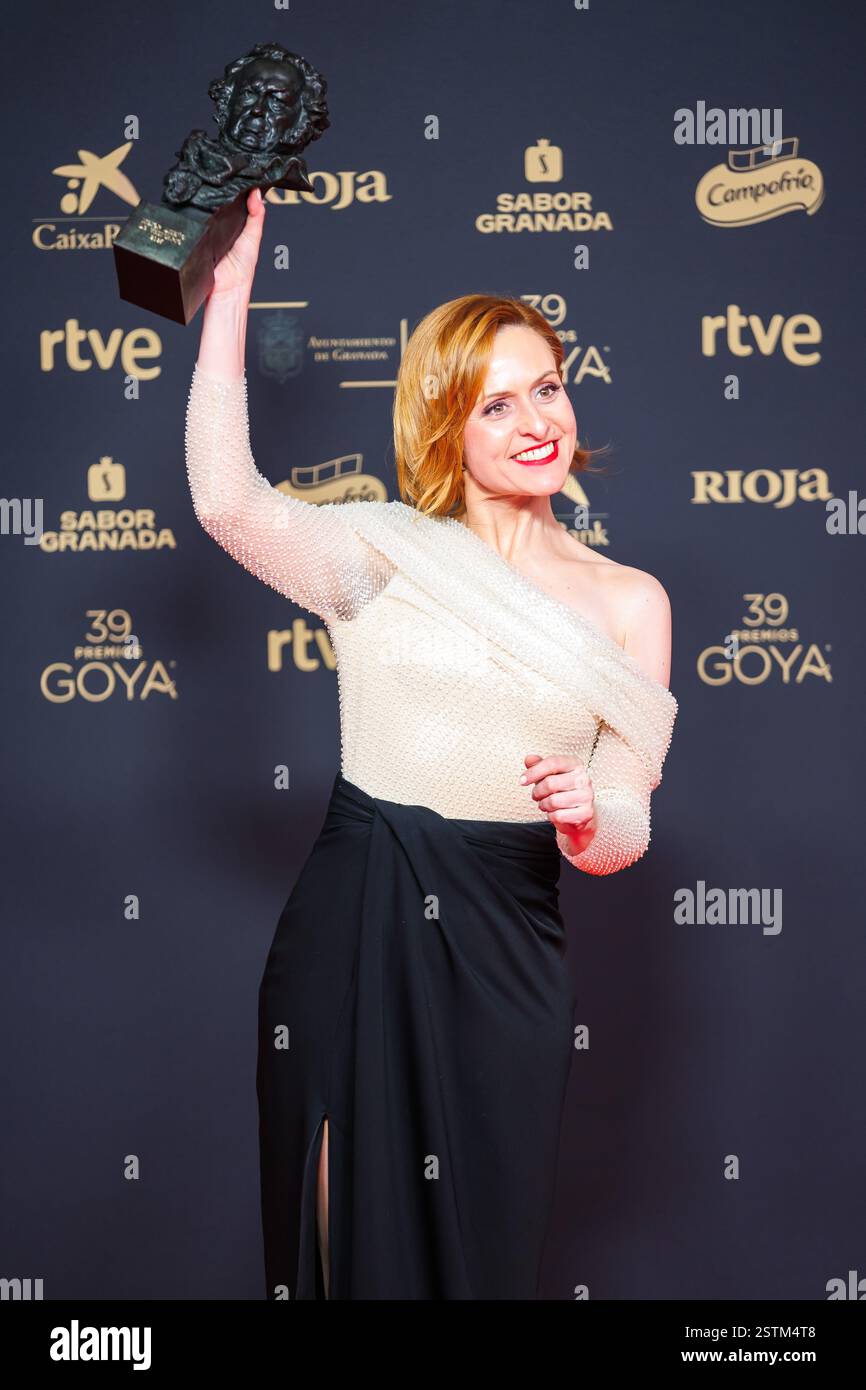 Granada, Spain. 8th February 2025. Arantxa Ezquerro holds the Goya ...
