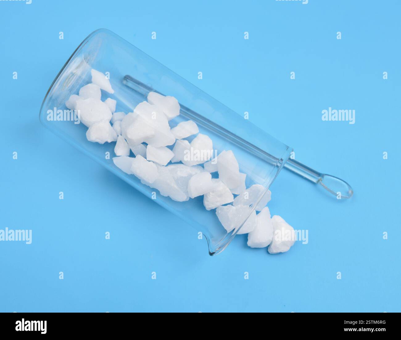 Aluminium sulfate is a salt with the formula Al2(SO4)3 Stock Photo - Alamy