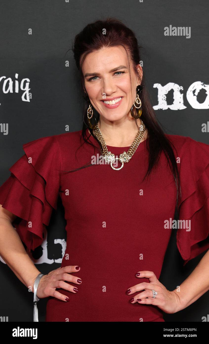 Beverly Hills, Ca. 18th Feb, 2025. Natalie Burn at the Los Angeles ...