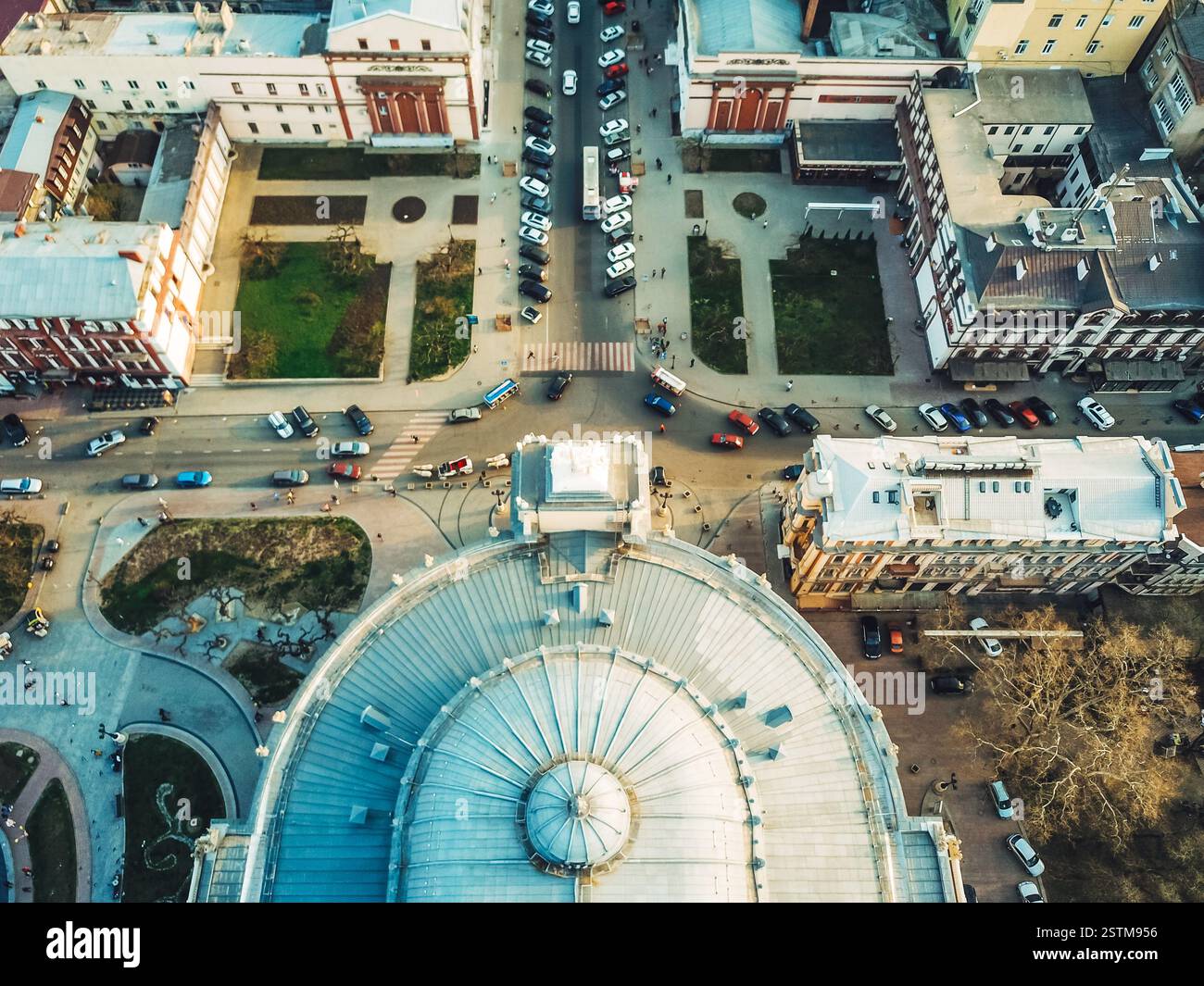 Top down view city centre hi-res stock photography and images - Alamy